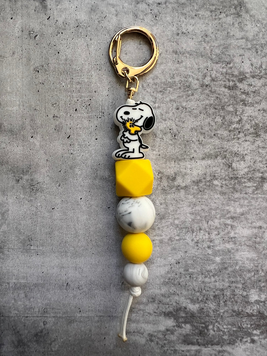Peanut Dog Keyring – Pick of the Scrunch