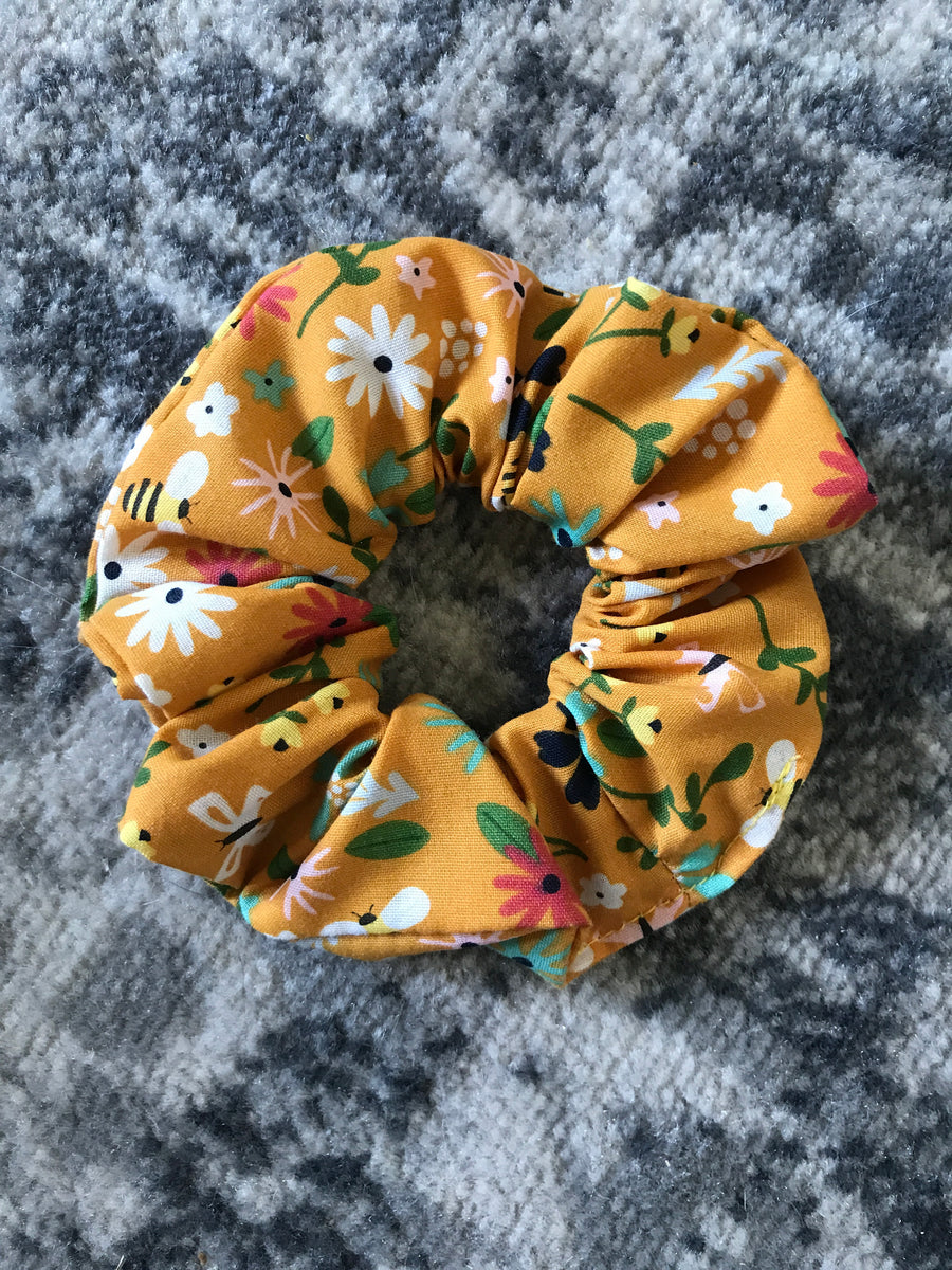 Busy Bees – Pick of the Scrunch